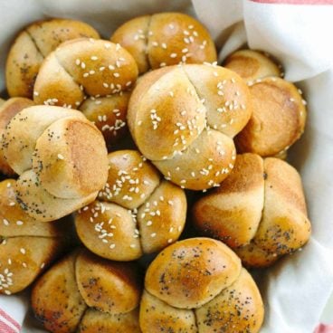 Cloverleaf Dinner Rolls Recipe - Jessica Gavin