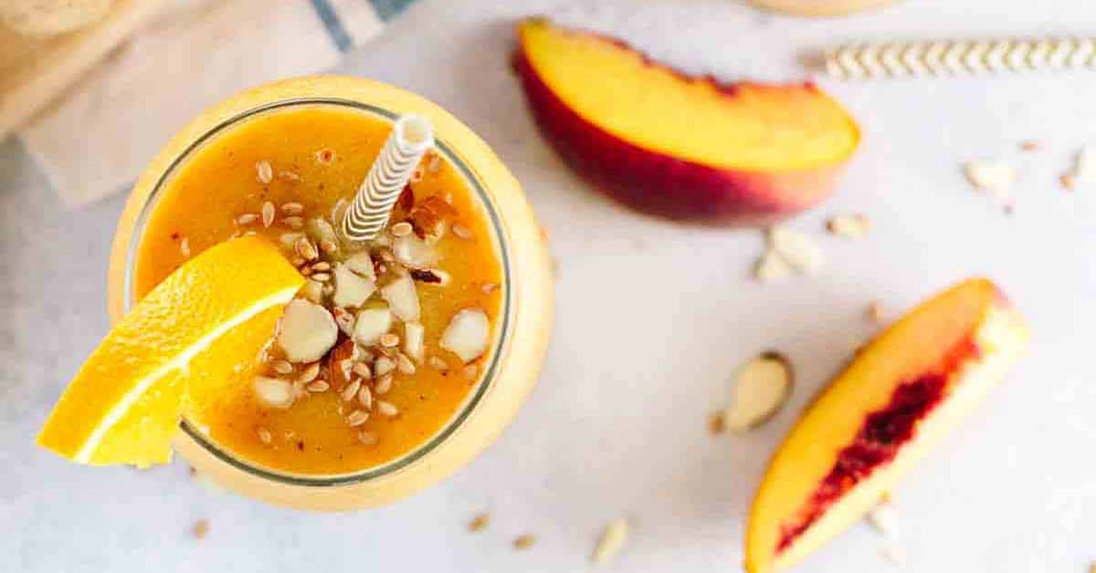 Peach Smoothie with Ginger - Jessica Gavin