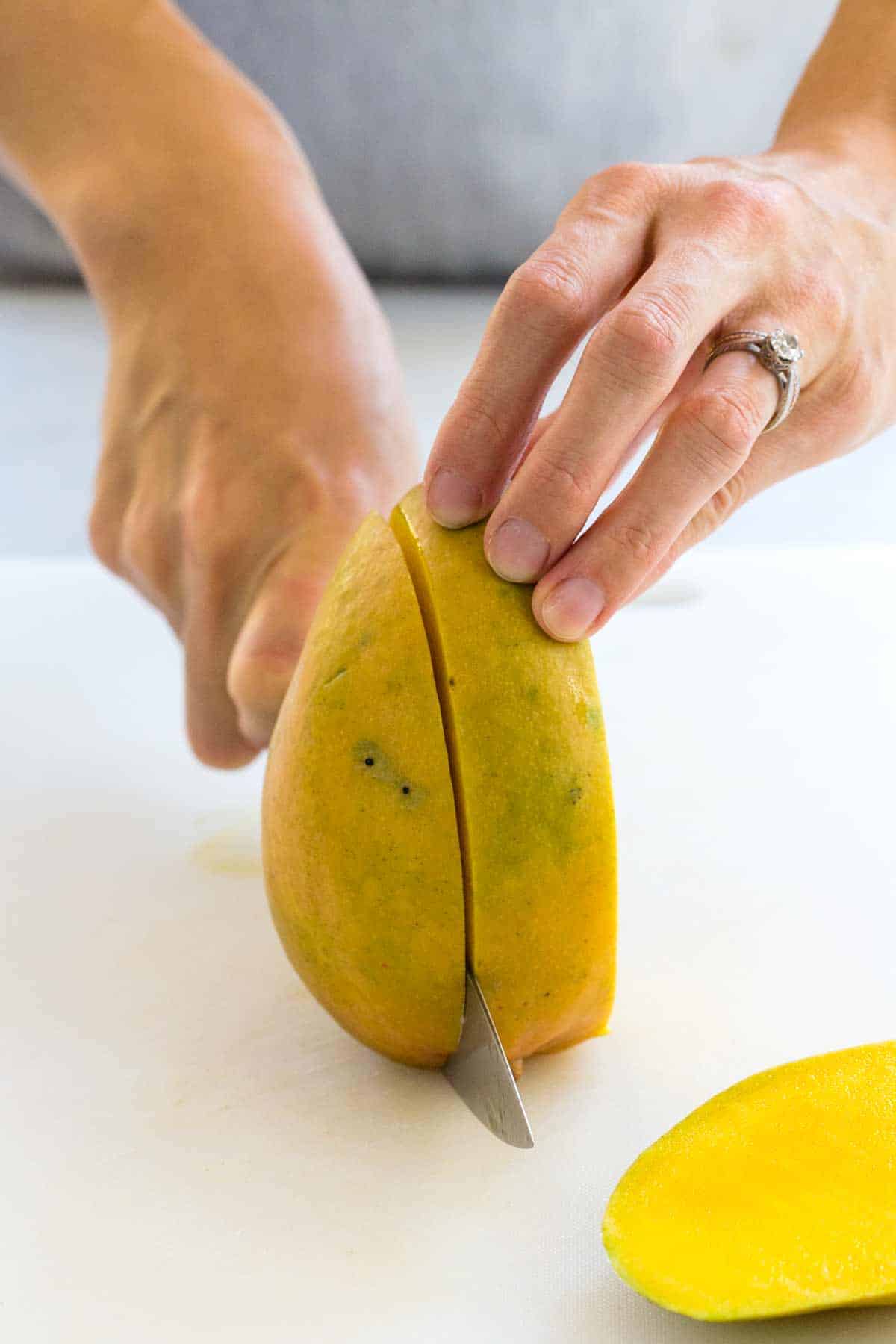 How To Cut A Mango Jessica Gavin How To Cut A Mango Jessica Gavin