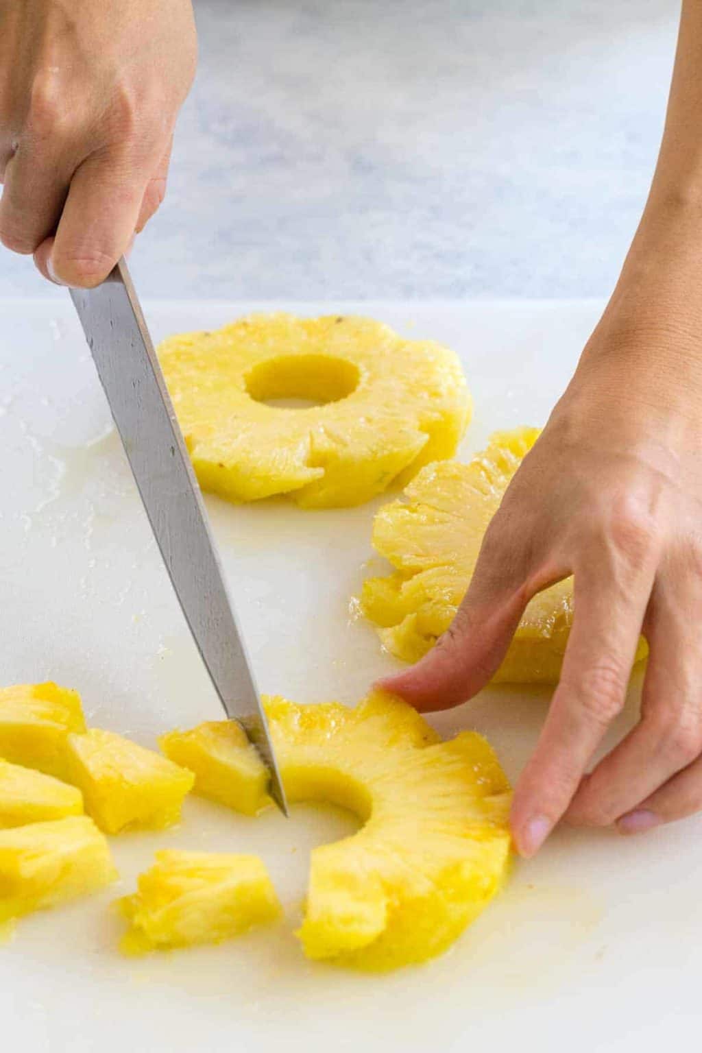 How To Cut A Pineapple Jessica Gavin How To Cut A Pineapple Jessica Gavin
