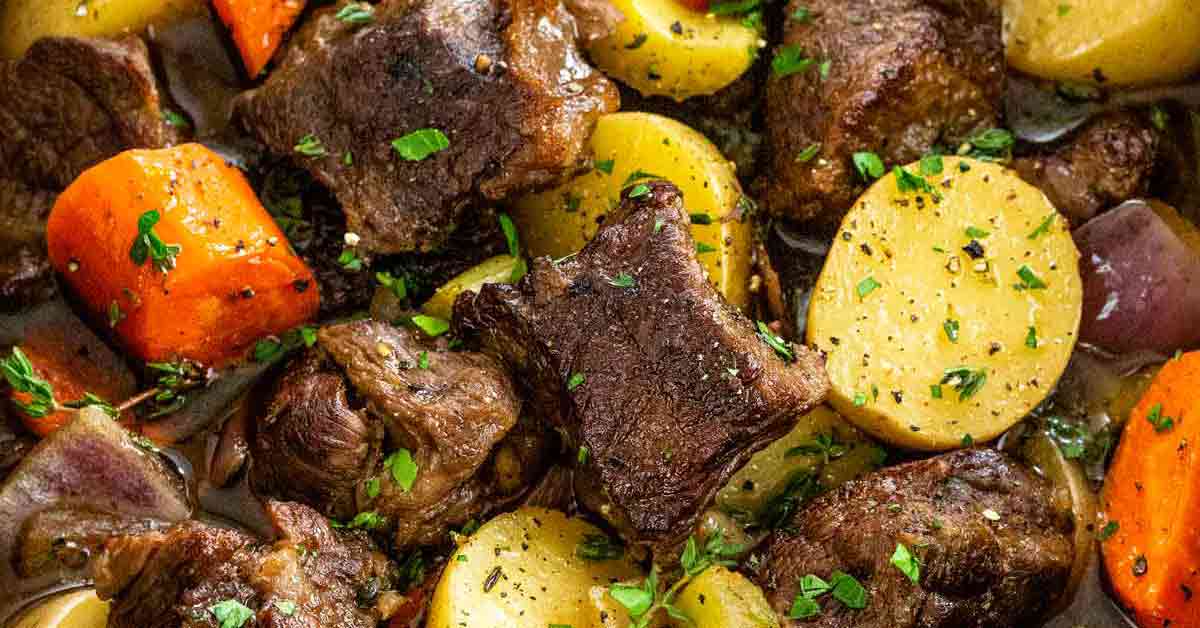 Easy Slow Cooker Beef Stew - Jessica Gavin