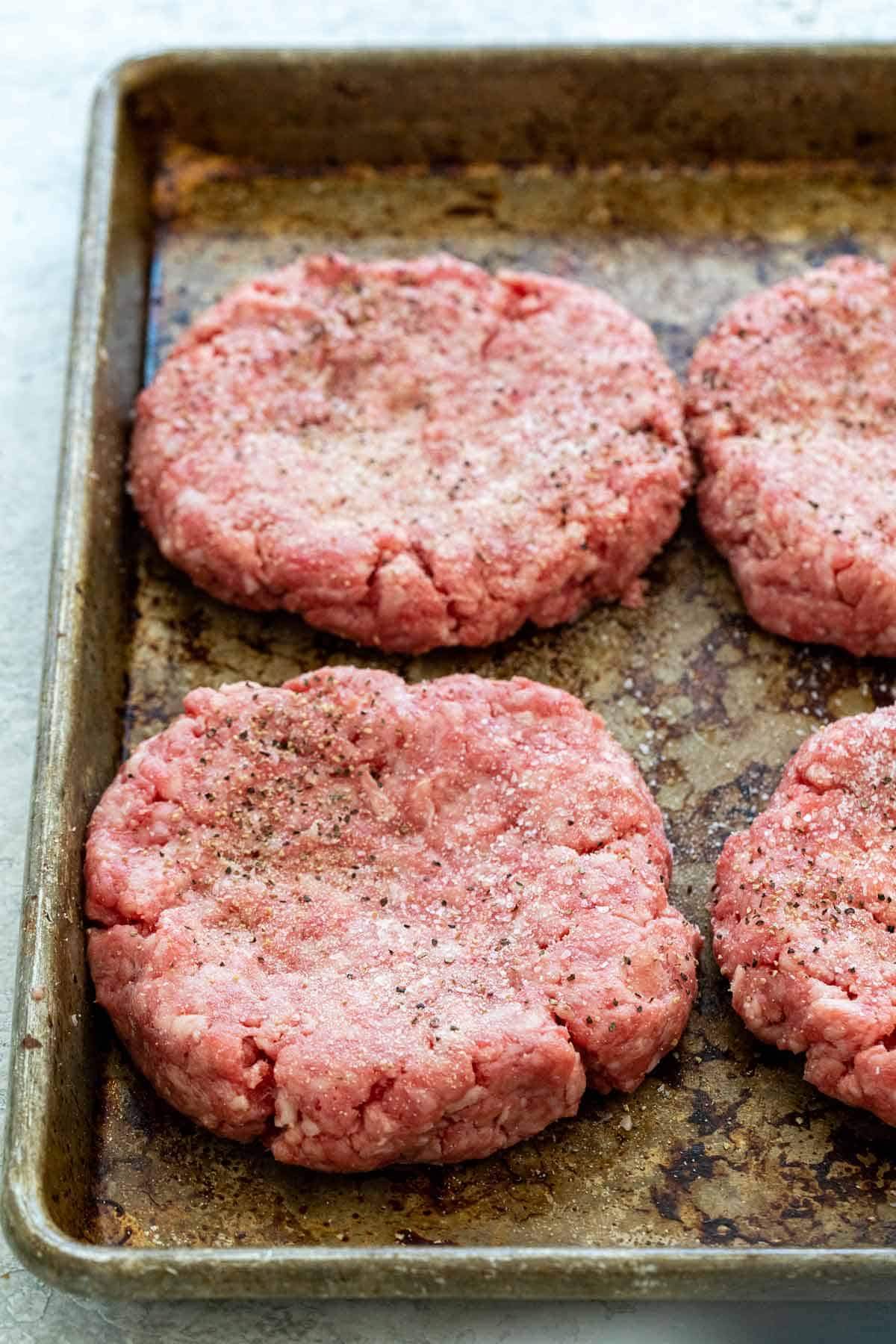 Perfect Grilled Burgers - Jessica Gavin