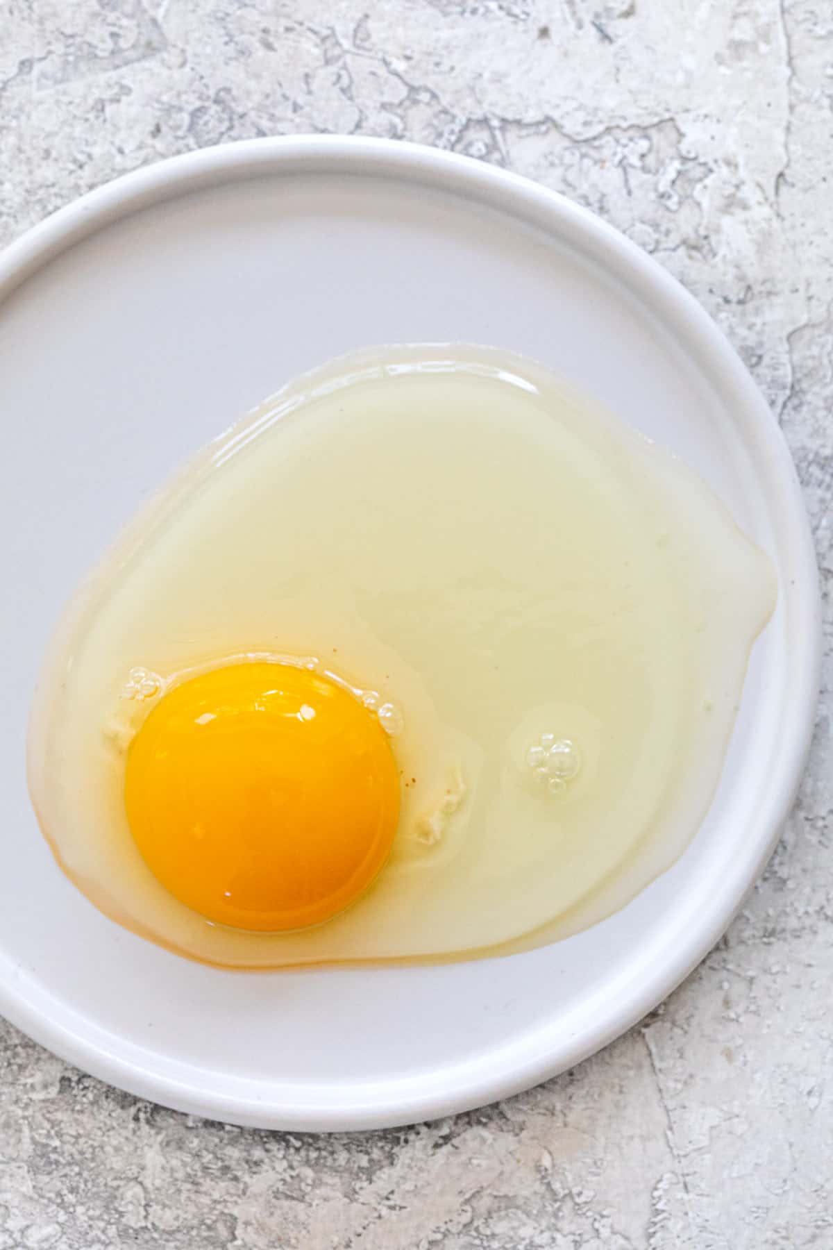 How to Poach an Egg Like a Pro - Jessica Gavin