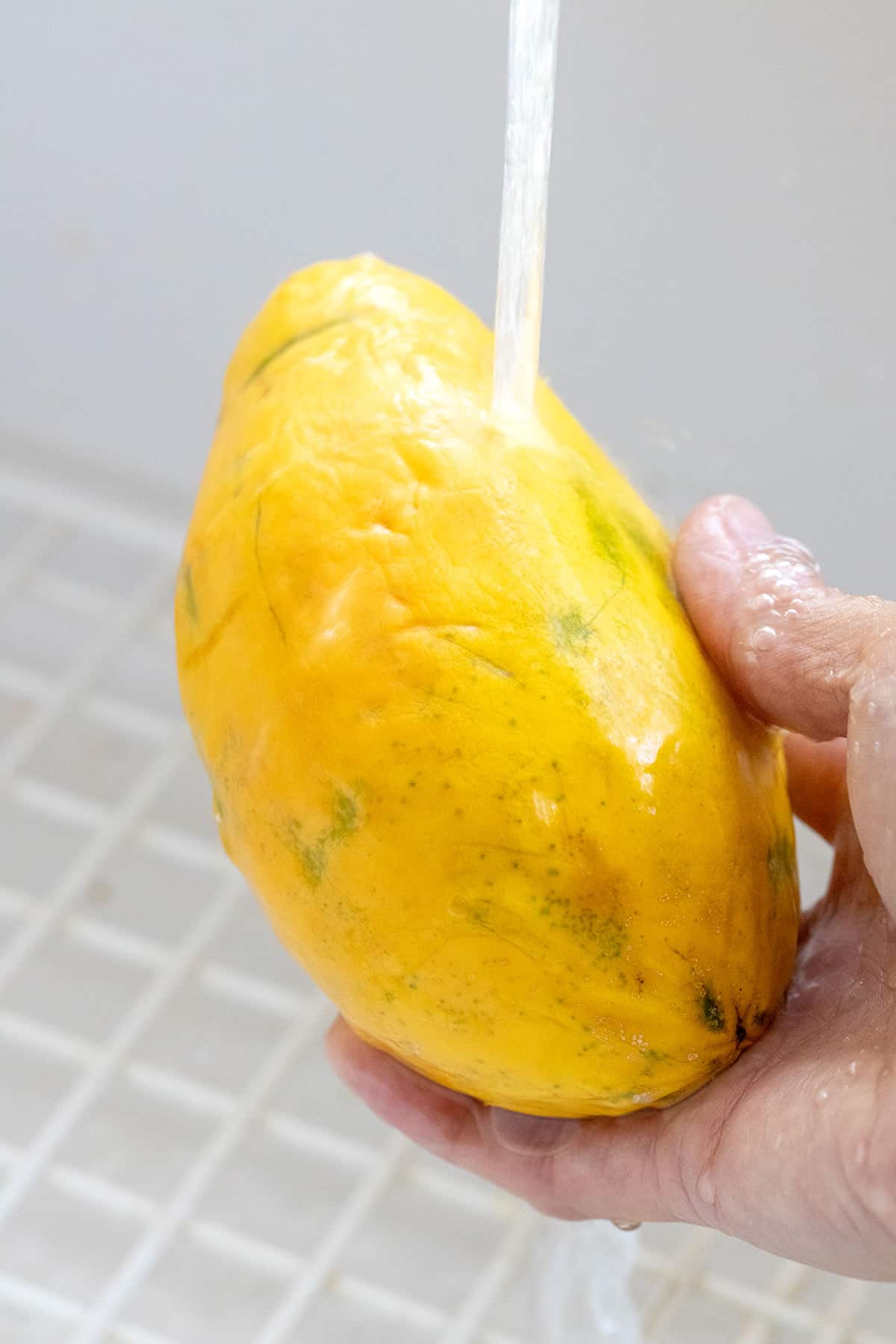 How To Cut a Papaya - Jessica Gavin