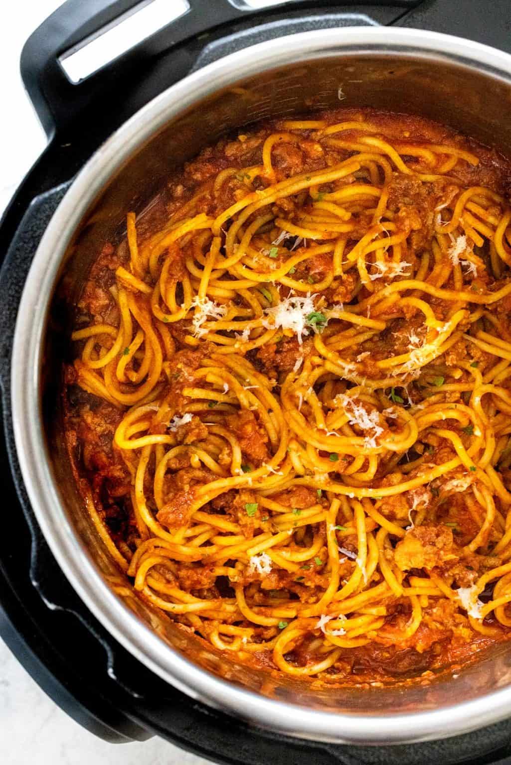 Instant Pot Spaghetti with Meat Sauce - Jessica Gavin