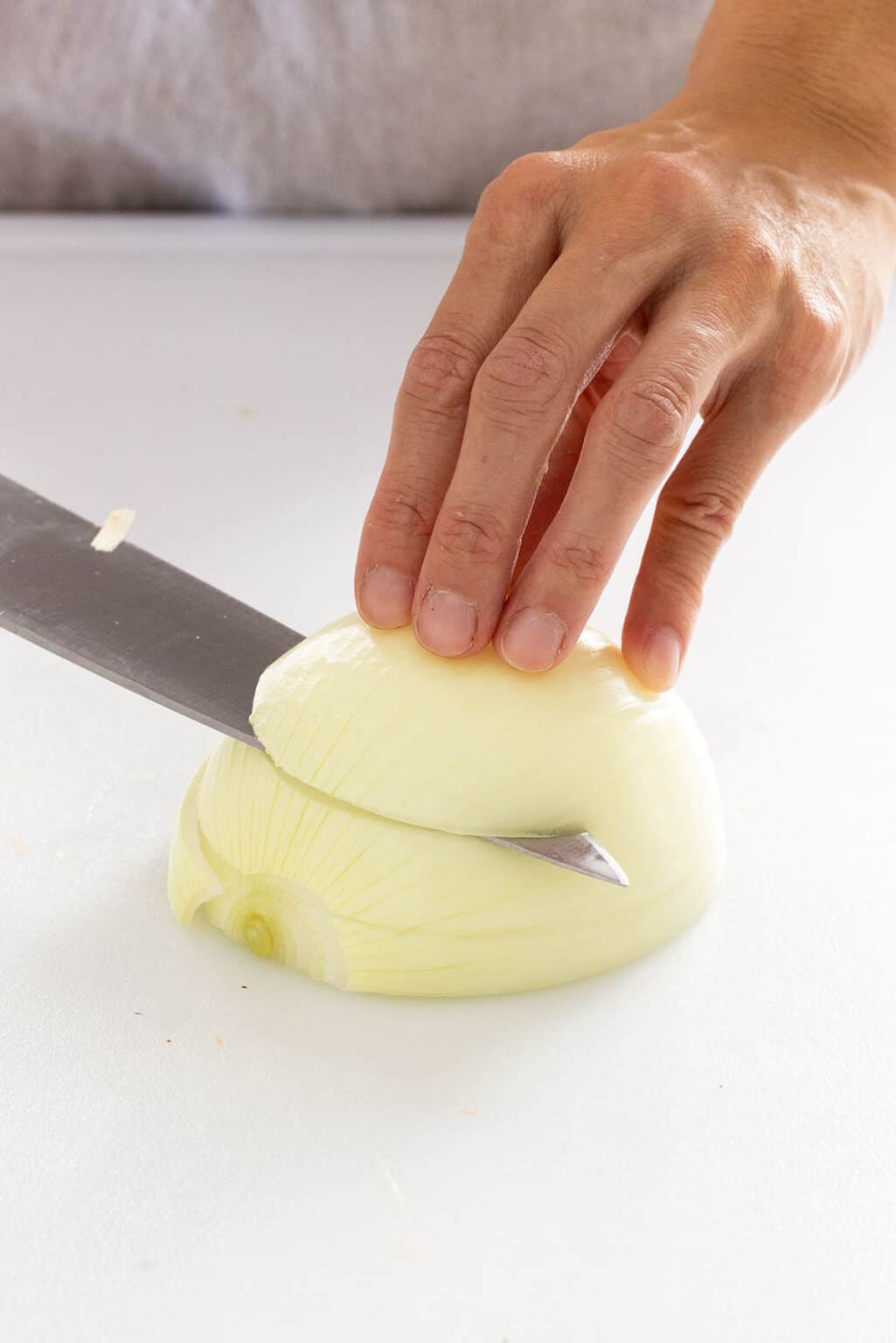 How to Cut an Onion - Jessica Gavin