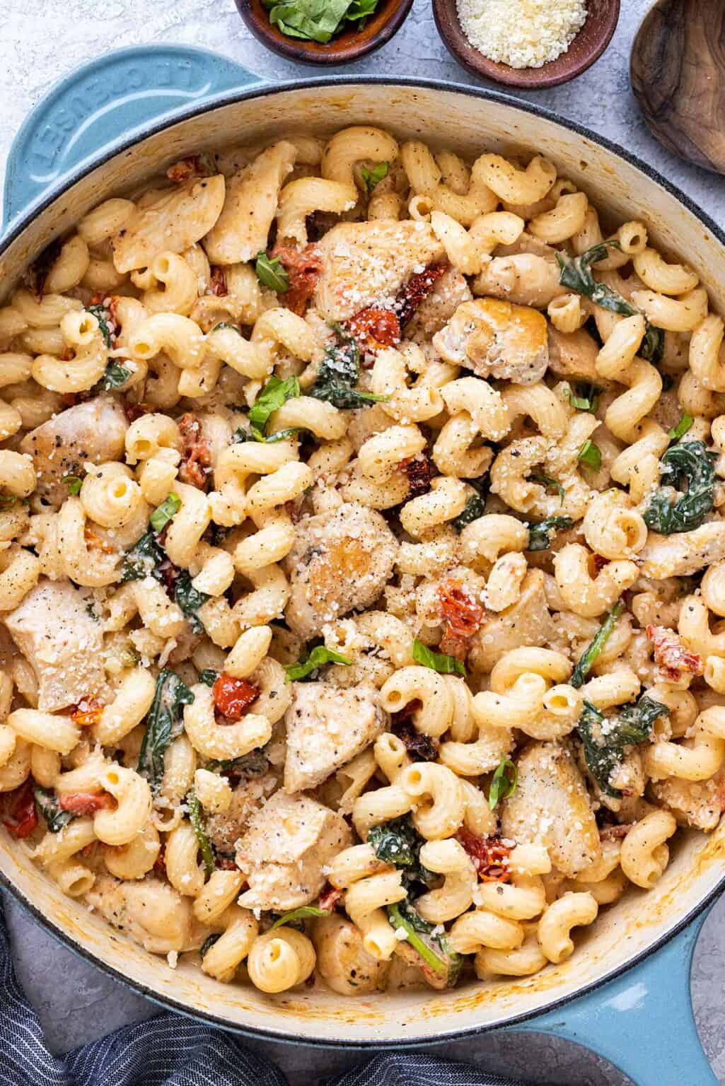 Tuscan Chicken Pasta - Jessica Gavin