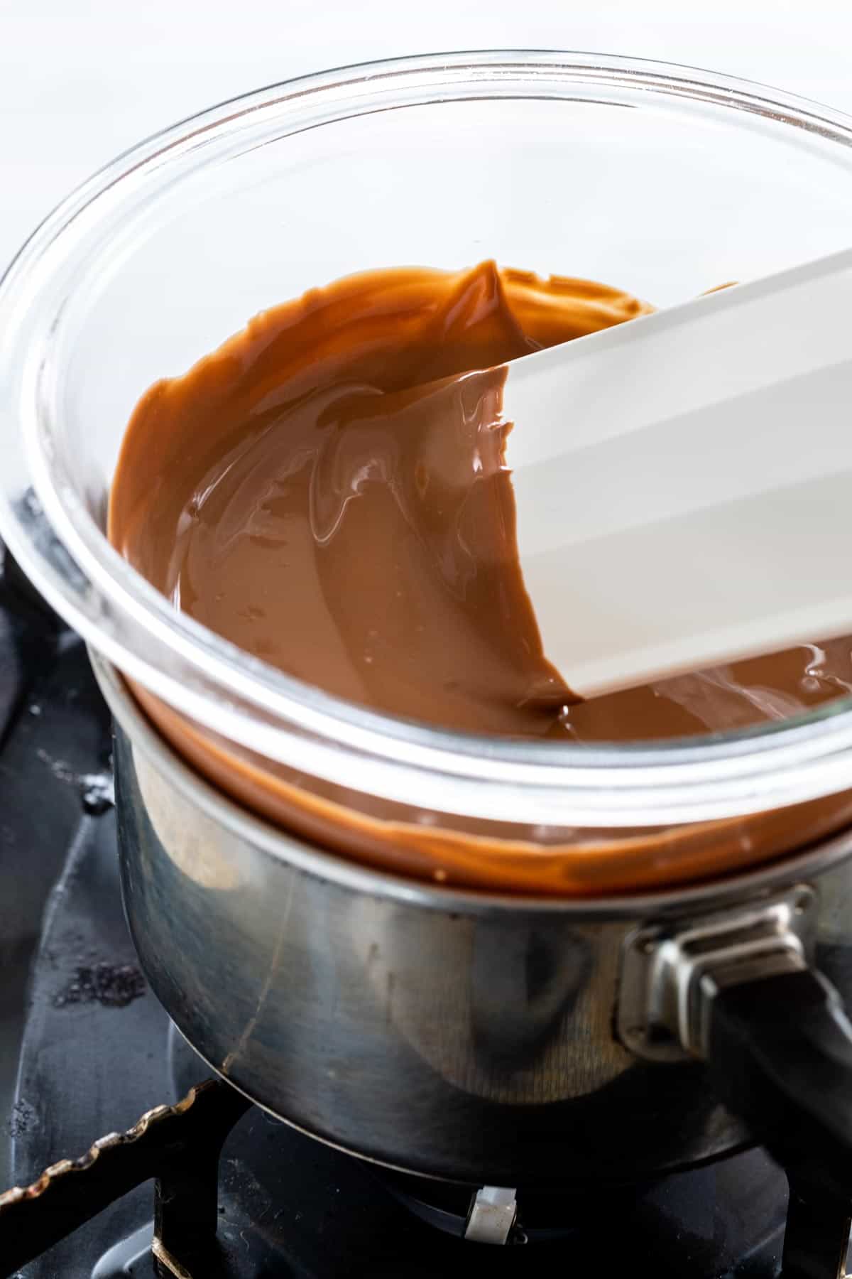 How to Melt Chocolate - Jessica Gavin