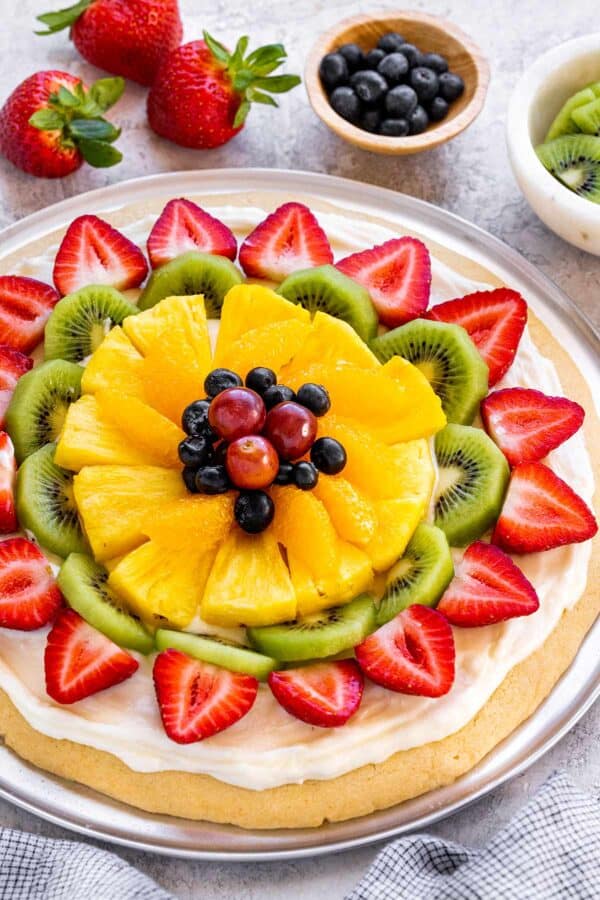 Fruit Pizza Recipe - Jessica Gavin