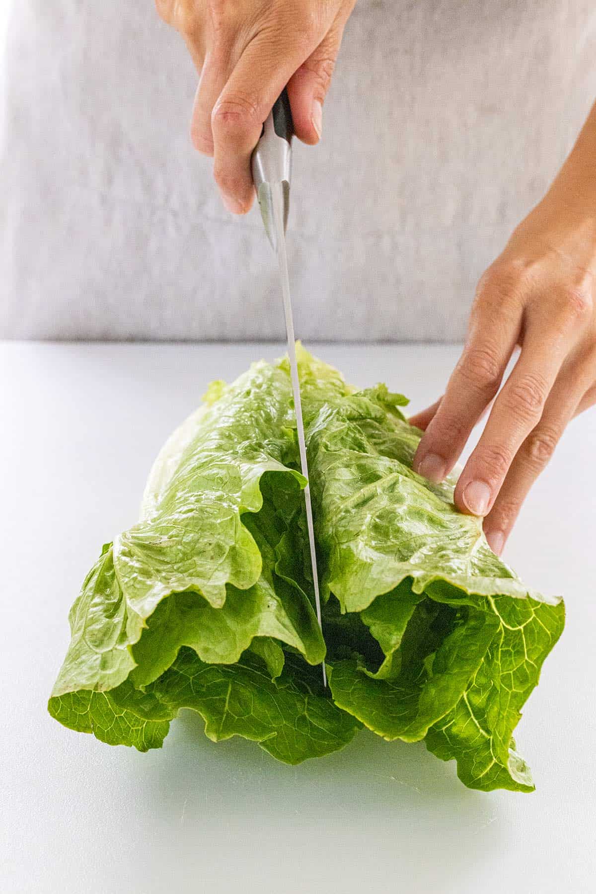 How to Cut Romaine Lettuce - Jessica Gavin